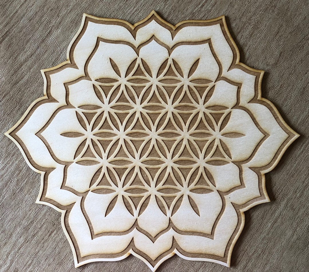 Flower of Life Lotus Crystal Grid - Altar Decoration - Etsy