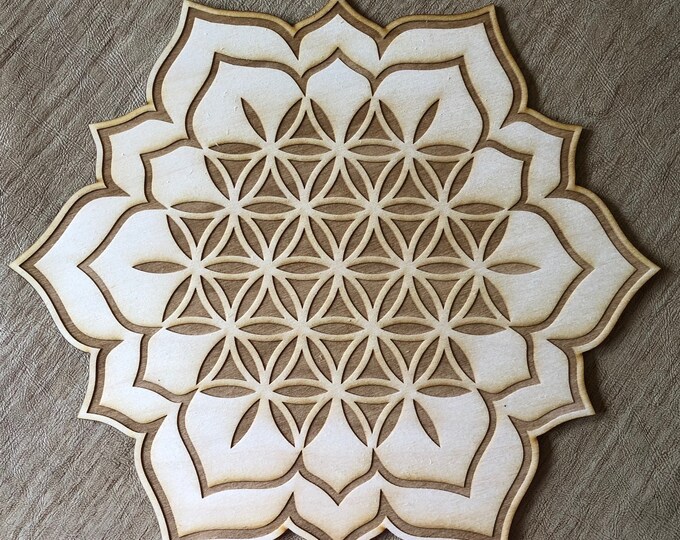 Flower of Life Lotus Crystal Grid 2 Altar Decoration - Etsy