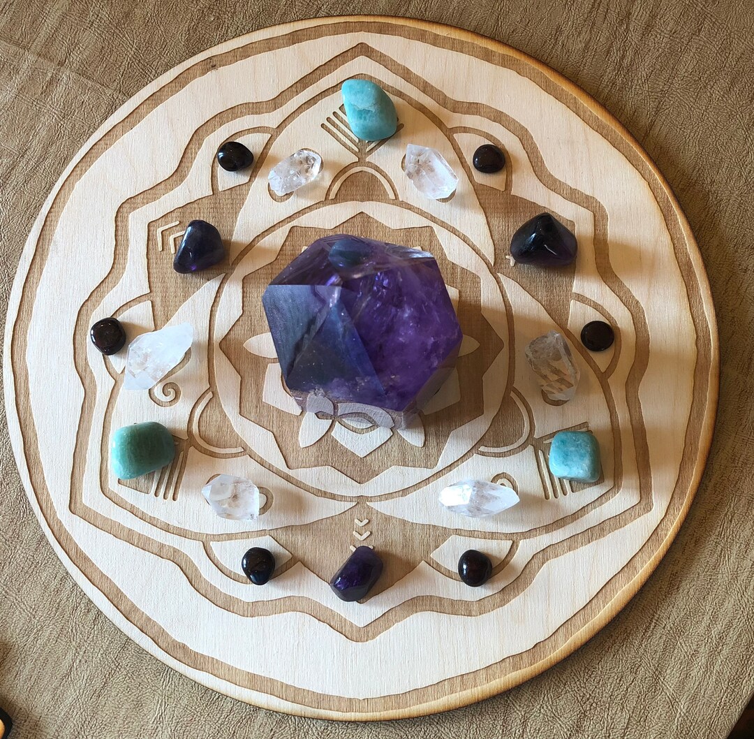Mandala Crystal Grid #10 - Altar Decoration - Etsy