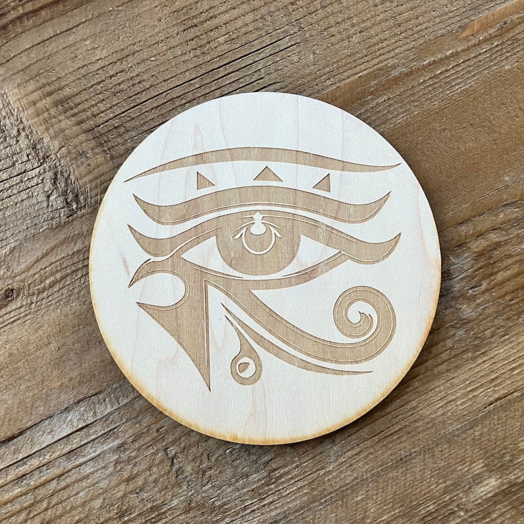 Eye of Horus Crystal Grid - Altar Decoration - Etsy