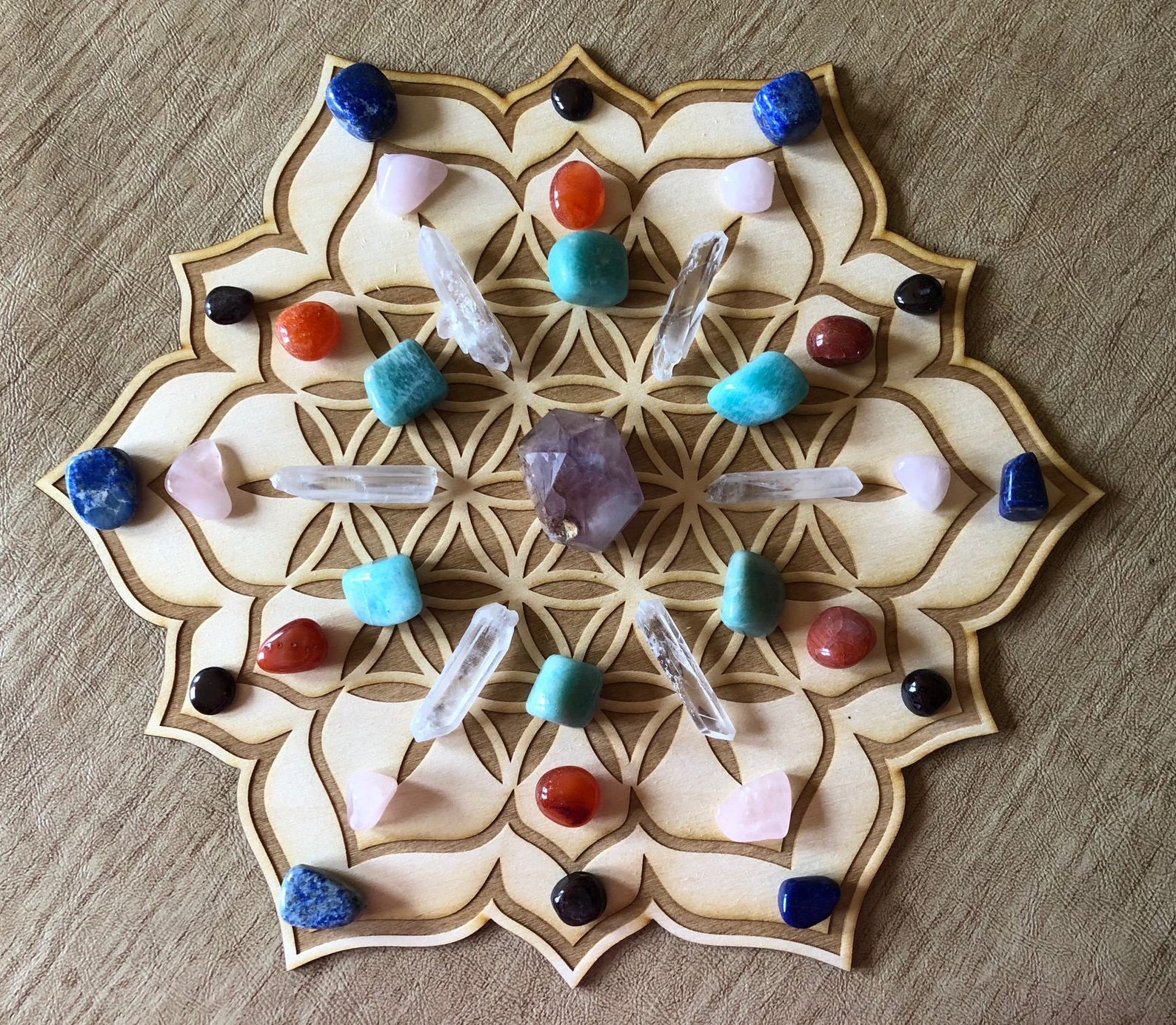 Flower of Life Lotus Crystal Grid - Altar Decoration - Etsy