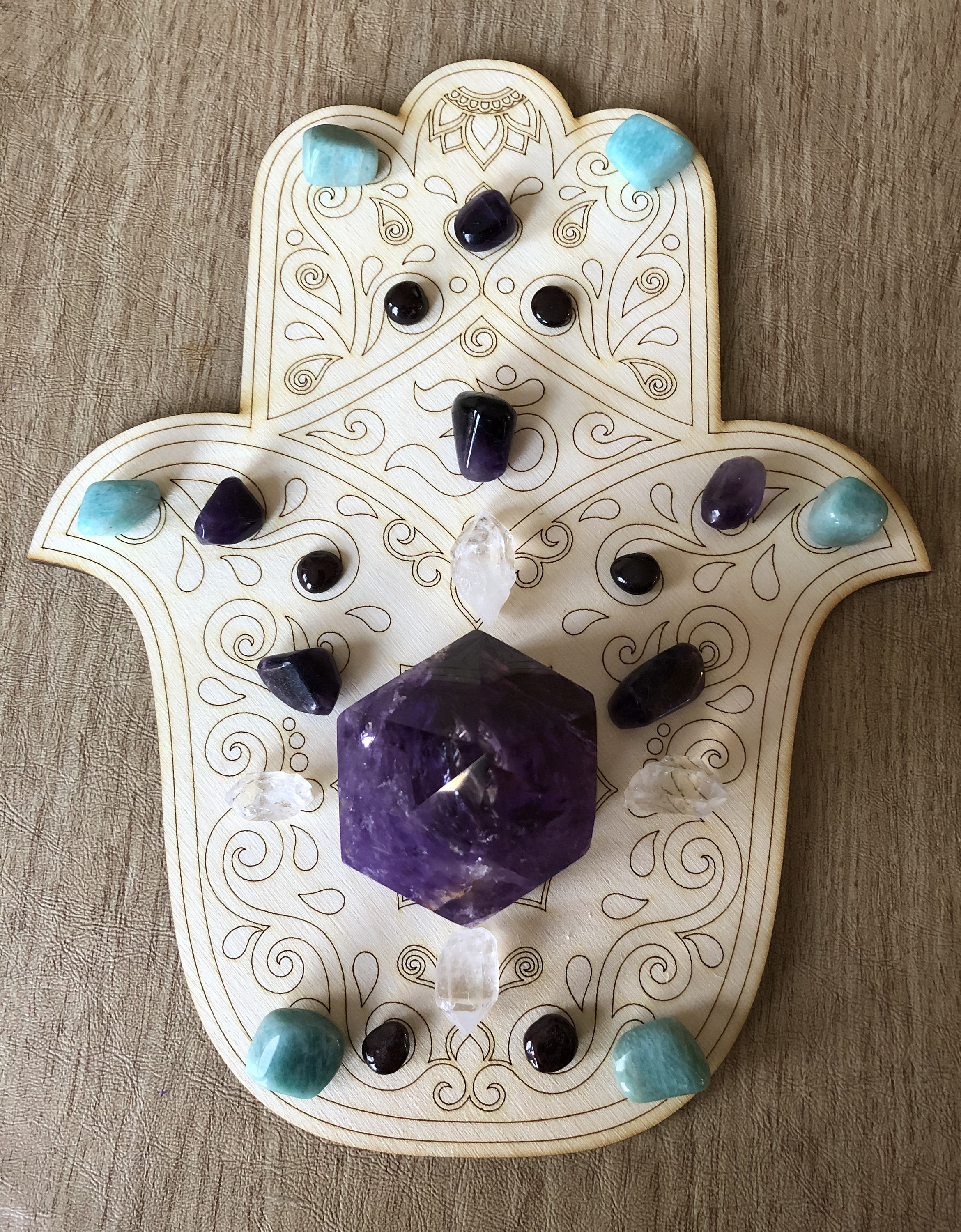 Hamsa Crystal Grid - Fatima Hand Crystal Grid - Altar Decoration - Etsy