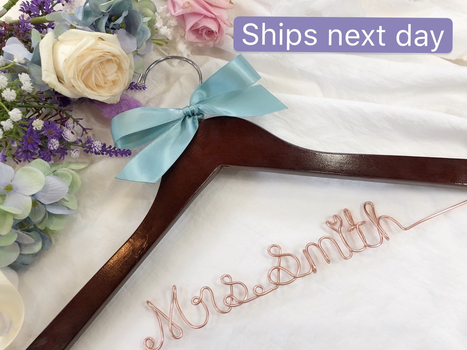 Rose/Gold wire HangerBridal HangerPersonalized wedding | Etsy