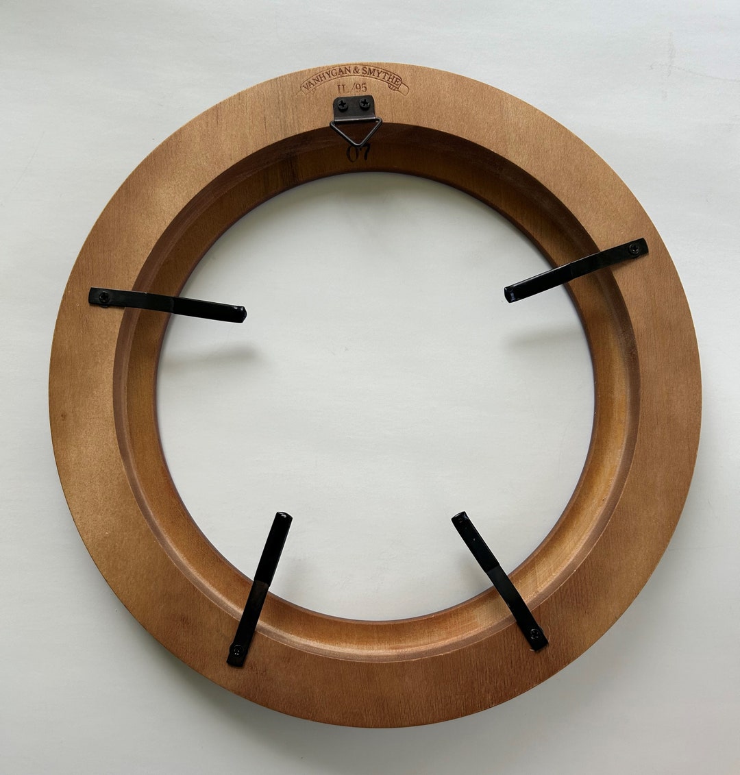 Van Hygan & Smythe Round Solidwood Plate/holder Frame~ Rich Brown Color~fits 8 to 8 1/8 in Plate ...