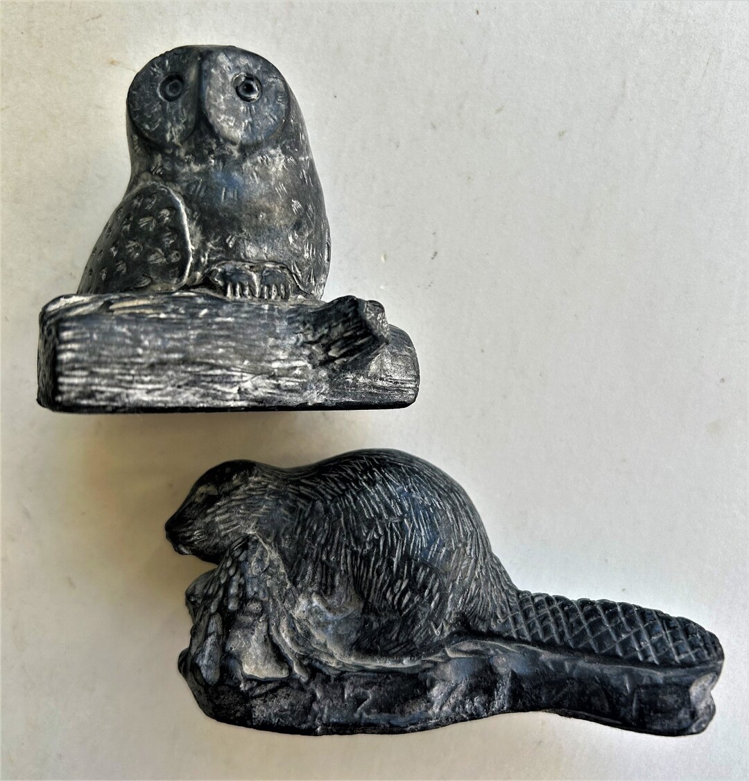 SALE--2 Wolf Original Carved Inuit Soapstone Figurines~replicas of ...