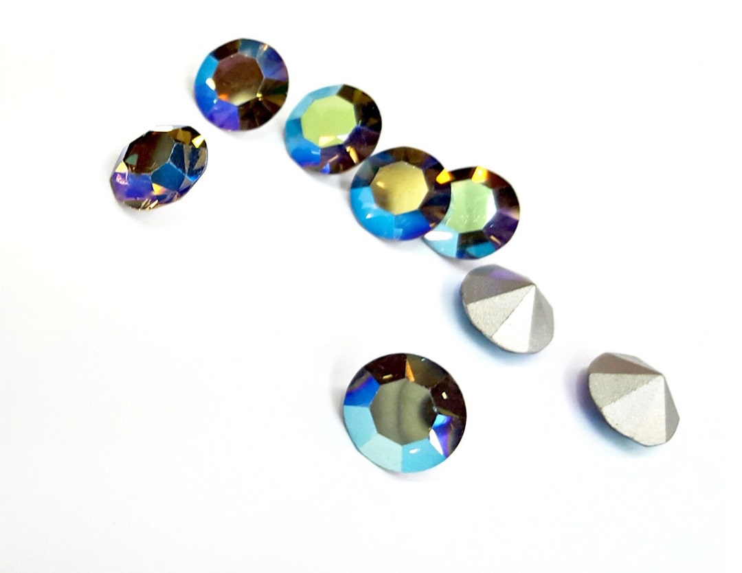 12 Pieces Swarovski Starlight Silver Chaton, Discontinued Color, 1st ...