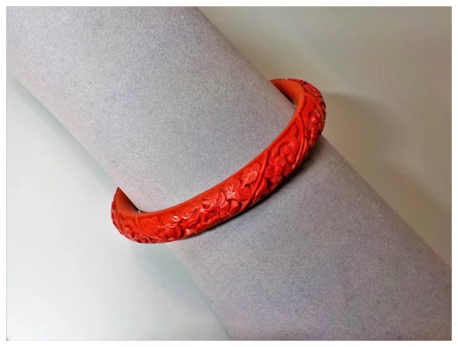 Vintage Chinese Export 1970's Hand Carved Red Cinnabar Bracelet Bangle ...