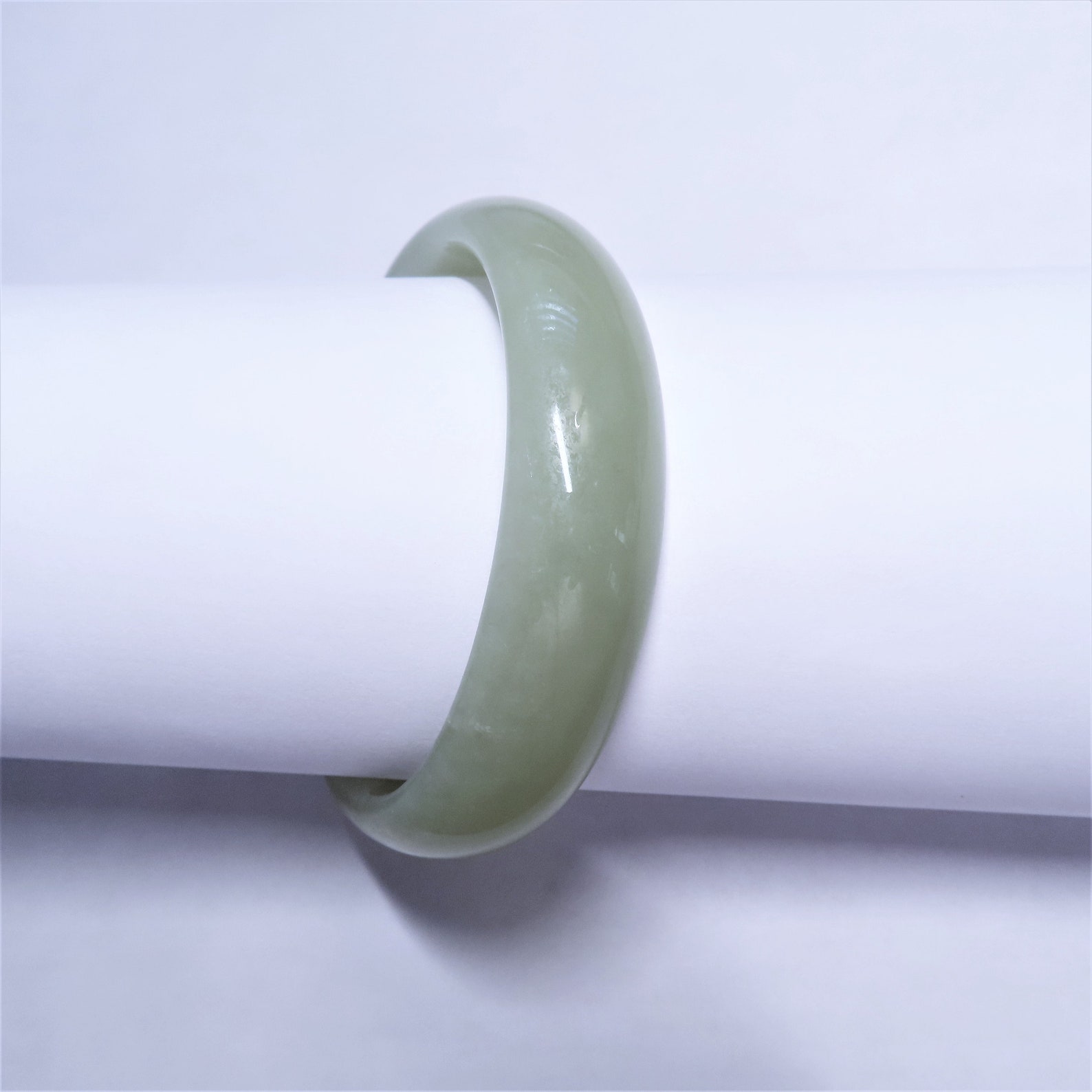 Vintage 1980's Chinese Semi Translucent Green Nephrite Jade Bangle - Etsy