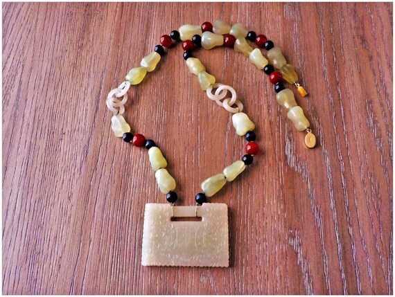 Vintage Chinese Jade Pendant, Devil's Work Jade, Carn… - Gem