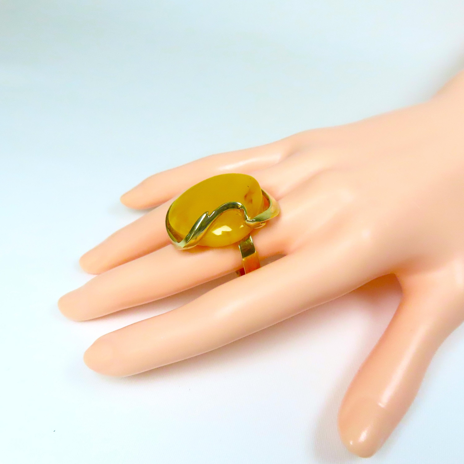 Vintage Large Burmese Mila Egg Yolk Amber Gold Vermeil Statement Ring ...