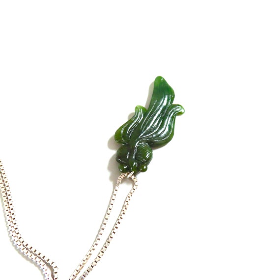 Vintage Chinese Carved Green Nephrite Jade Goldfish P… - Gem Vintage Chinese Carved Green Nephrite Jade Goldfish P… - Gem
