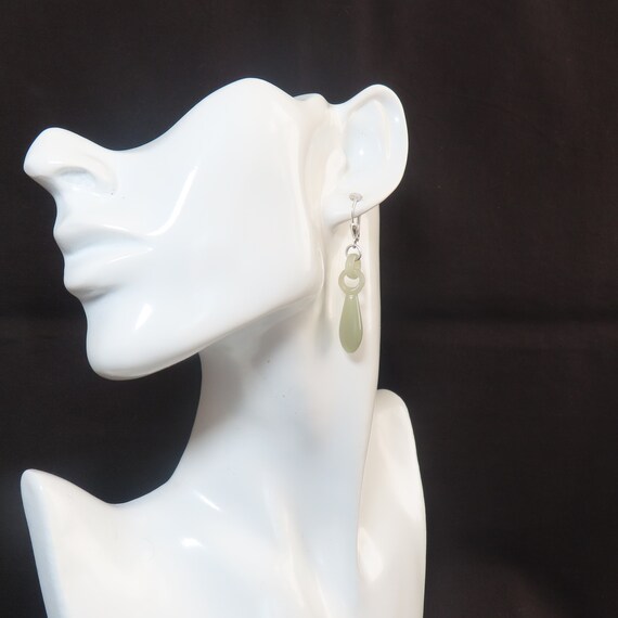 Vintage Chinese Carved Nephrite Jade Devil's Work Ste… - Gem