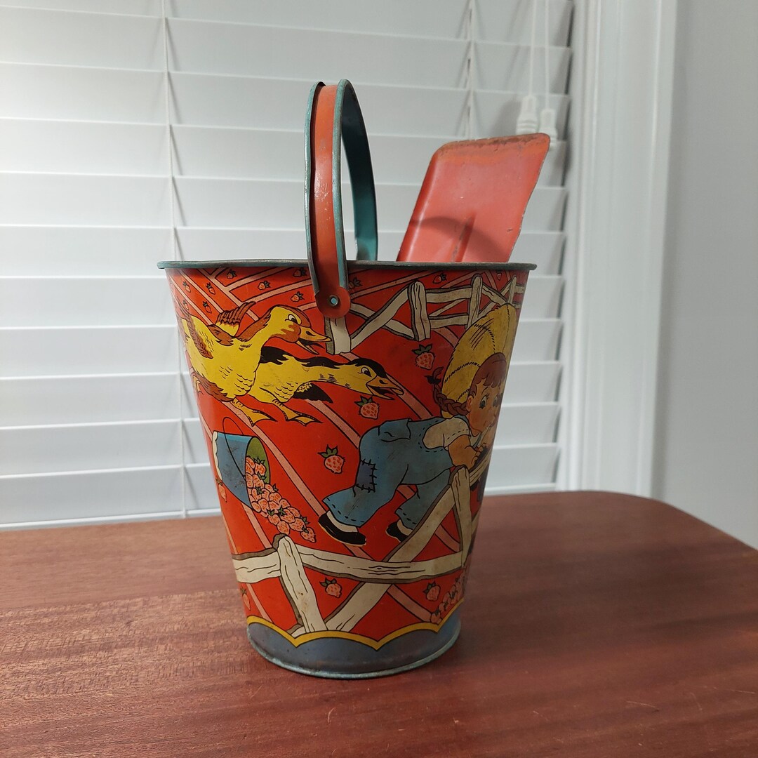 Vintage Metal Beach Bucket With Shovel - Etsy