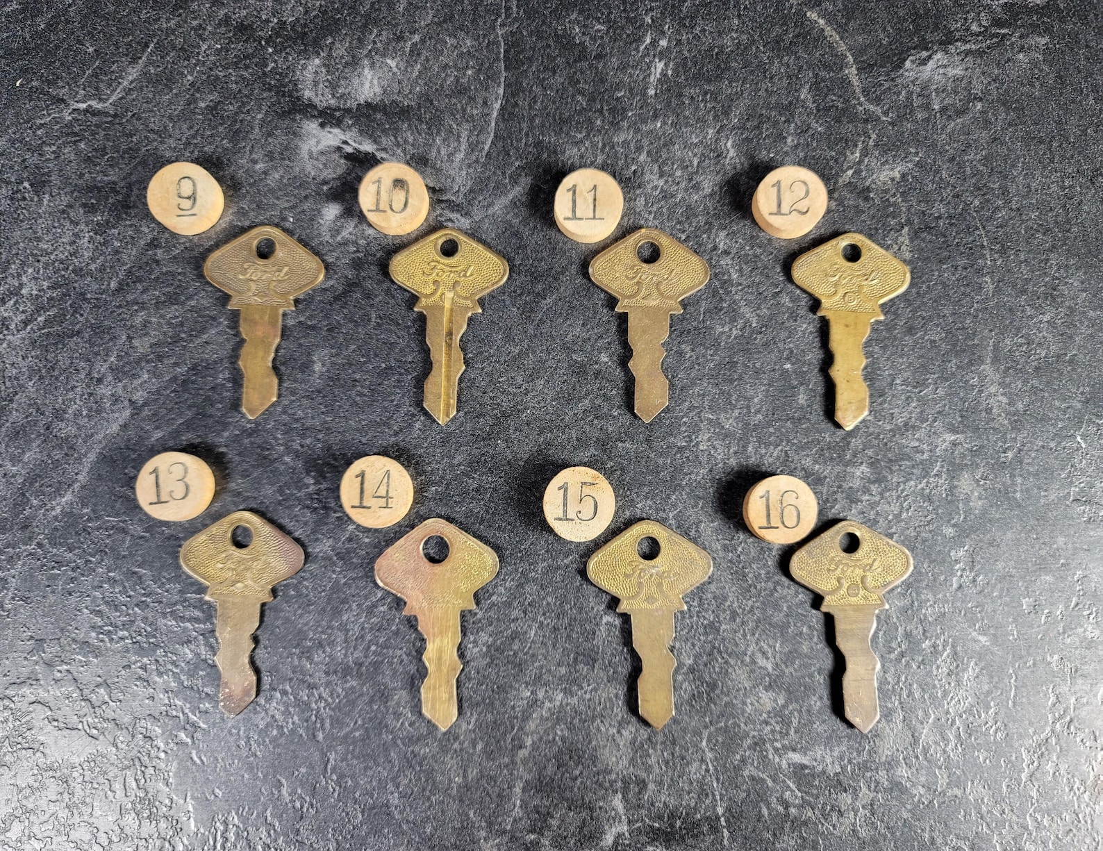 Vintage Ford Model T Key 51 52 59 62 64 65 66 69 70 71 72 74 Assemblage ...