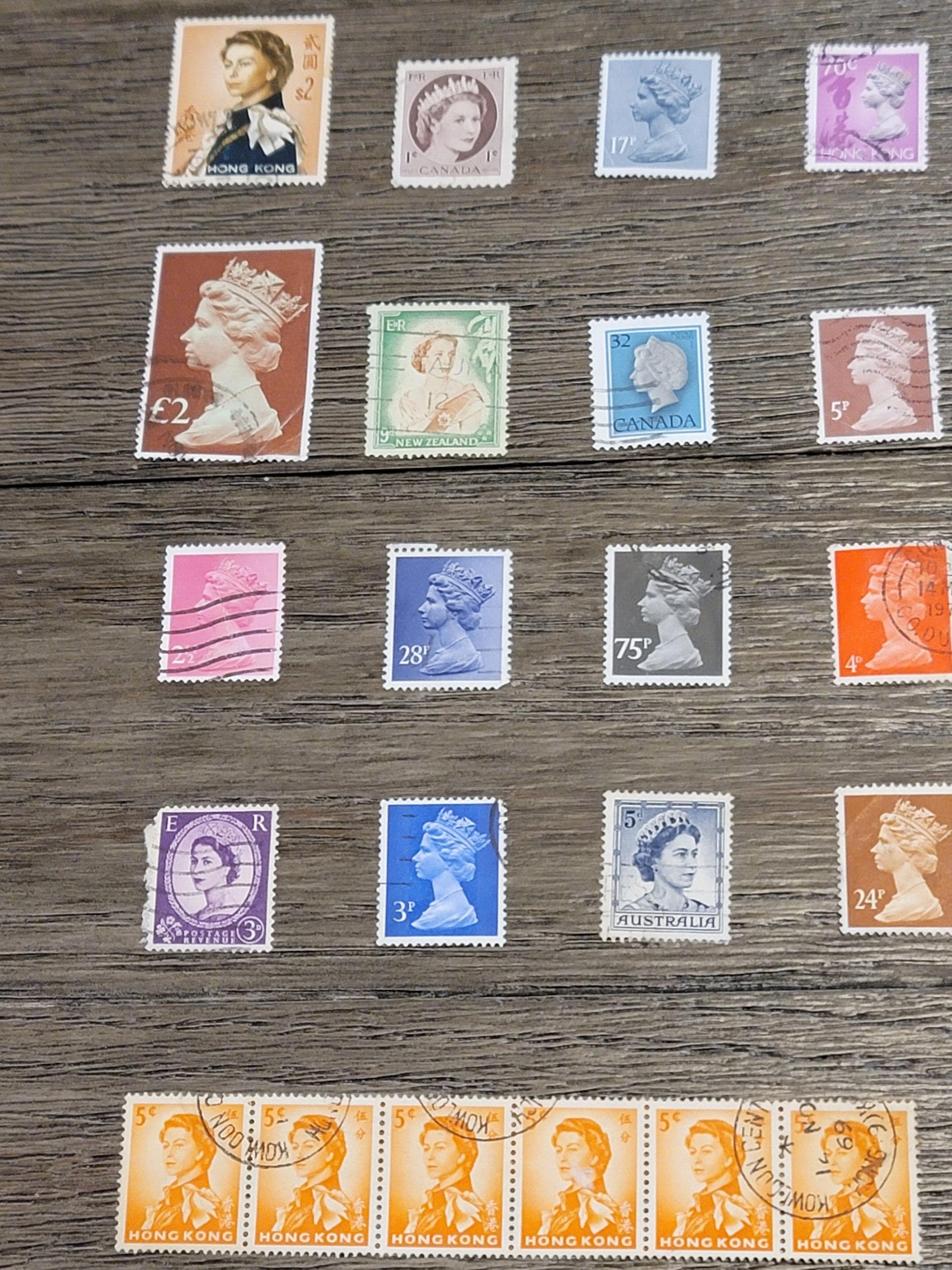 Vintage Queen Elizabeth Postage Stamps Choice of Five Sets - Etsy