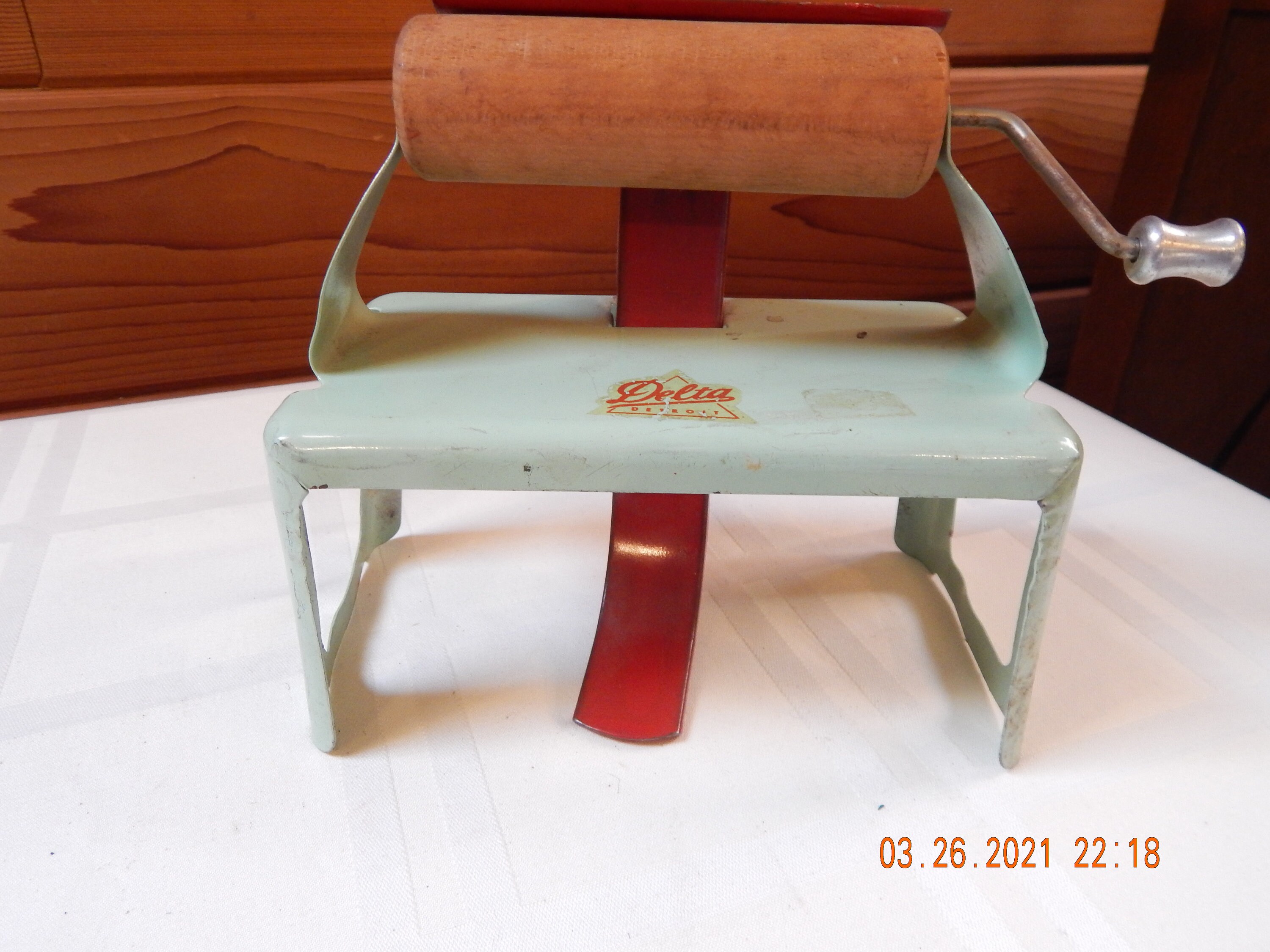 Mangle Iron for sale | Only 3 left at -75%