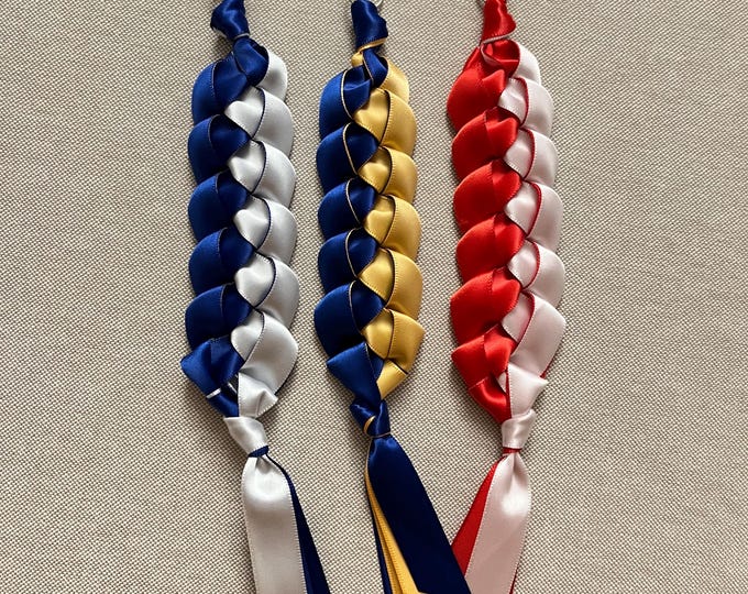 Custom Graduation Gift - Mini Ribbon Lei Keychain - Choose Your Colors ...