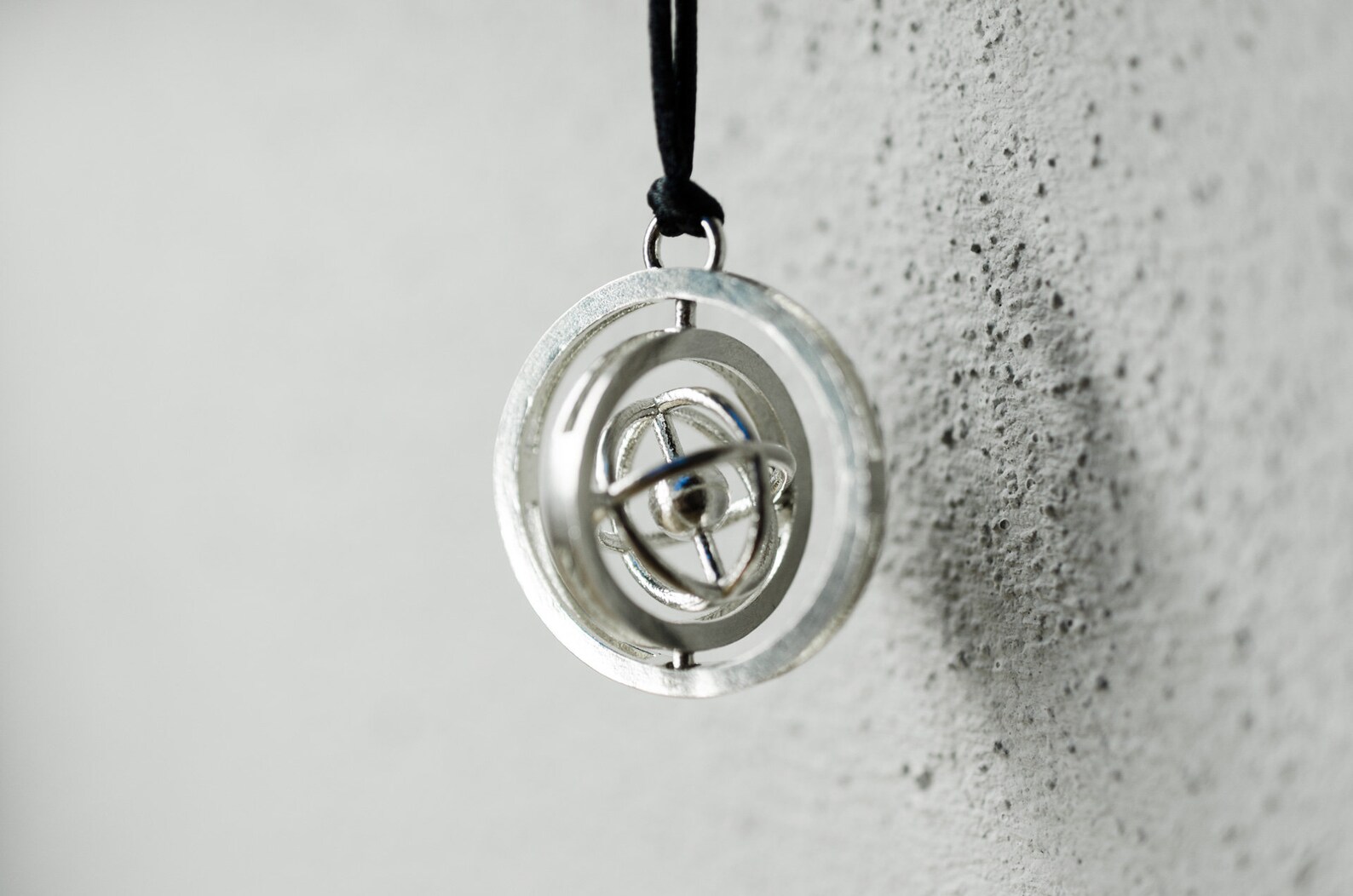 3d Printed Silver Geometric Pendant Necklace With Kinetic - Etsy