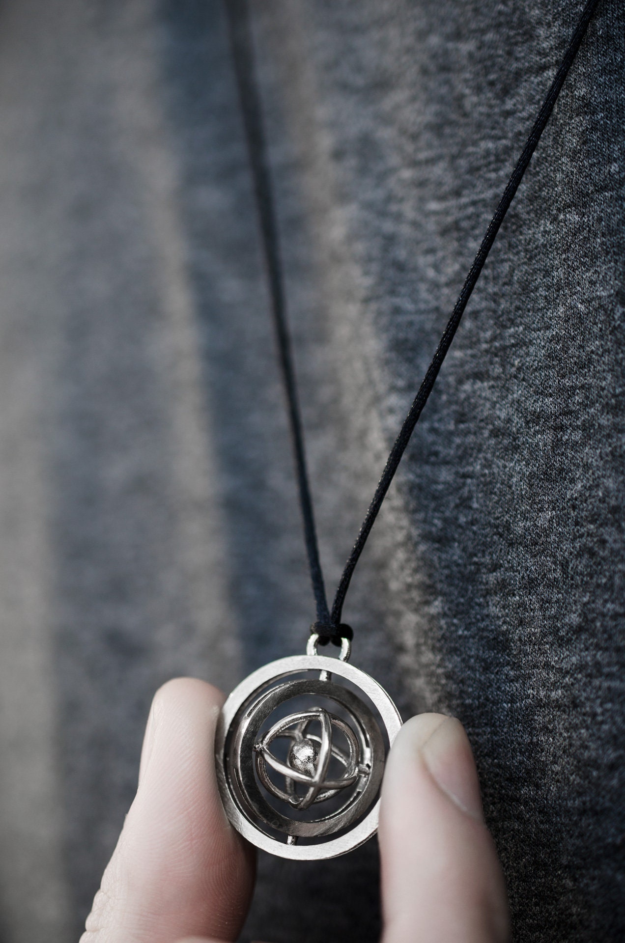 3d Printed Silver Geometric Pendant Necklace With Kinetic - Etsy