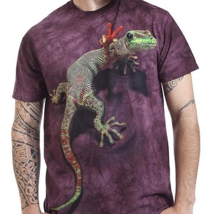 The Mountain Men's Peace Out Gecko T-shirt, Maroon, XL - Etsy