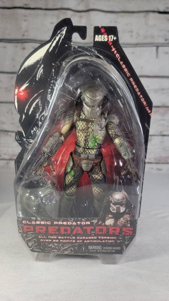 Classic Predator Action Figure