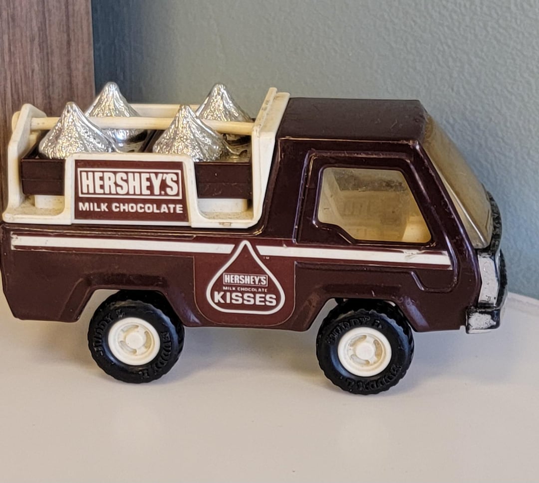 1982 HERSHEY KISSES DIECAST Milk Chocolate Truck Buddy L Toy Company ...