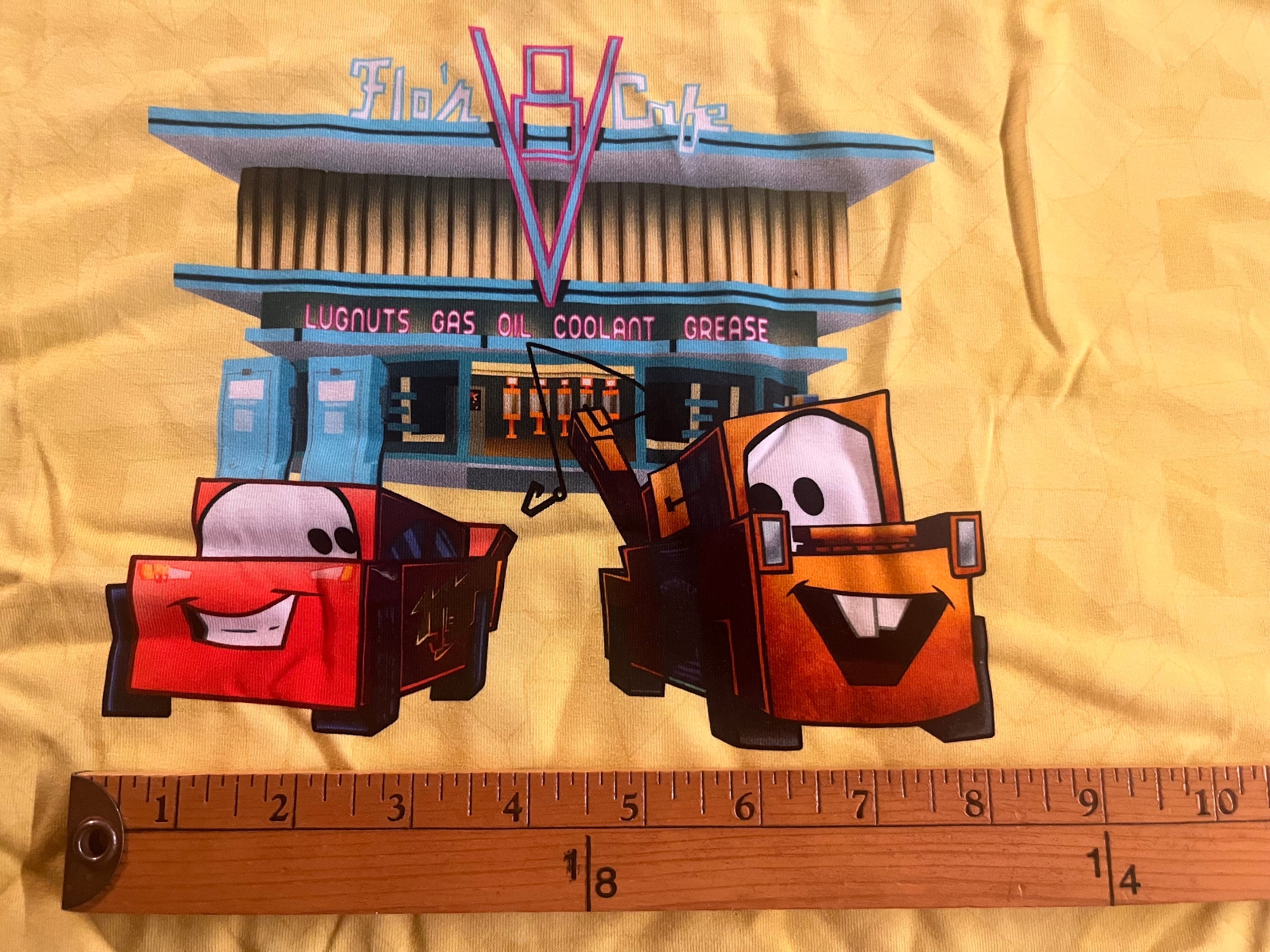 Flo’s V8 Cafe Lightning Mcqueen Mater the Tow Truck Cars Panel Limited ...