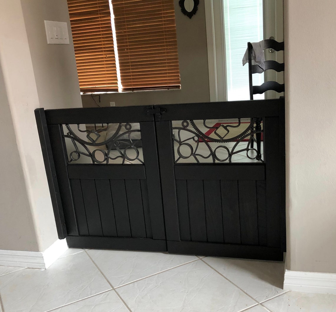 Wood Saloon Door Gate, Metal Gate, Baby Gate, Pet Gates, Dog Gates ...