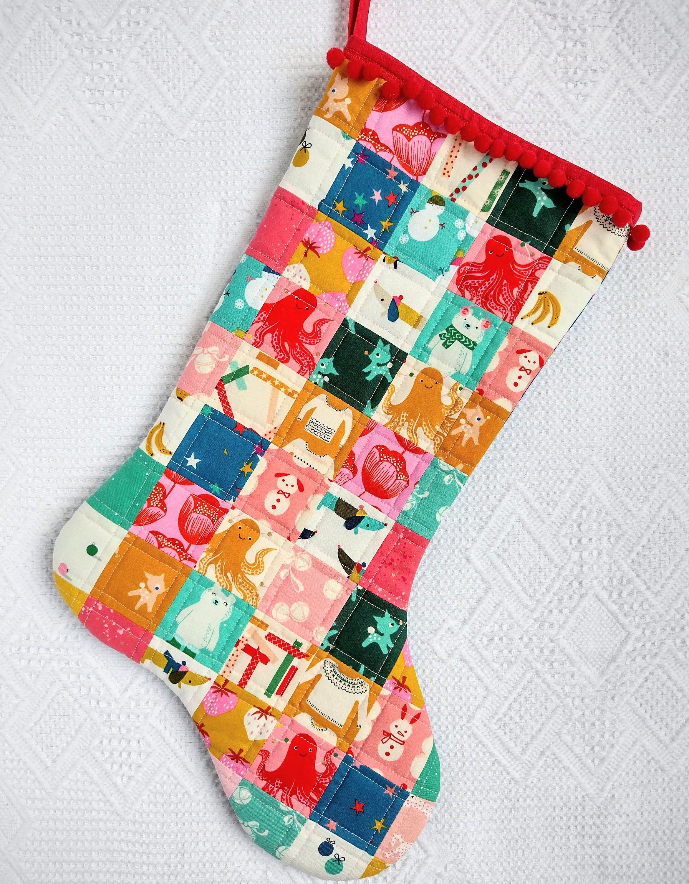 CHRISTMAS STOCKING PATTERN, Pdf Sewing Pattern, 3 Sizes, Cambridge Christmas Stocking Pattern ...