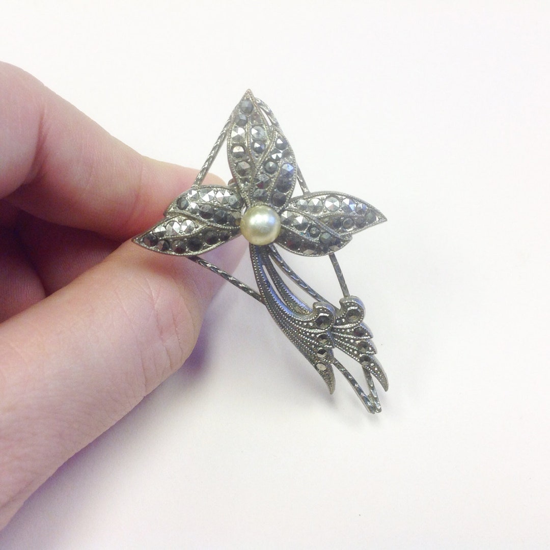 Vintage Marcasite and Pearl Dress Clip. - Etsy UK
