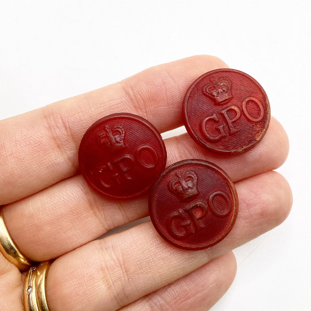 Vintage Red GPO Uniform Buttons, Set of 3. - Etsy