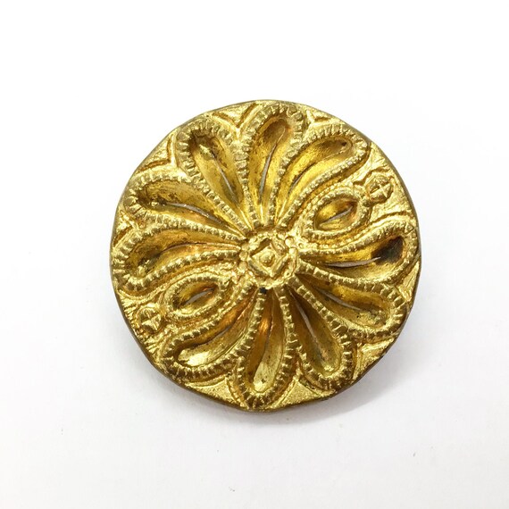 Antique gilt button Victorian. 2.9 cm / 1.1 inches across. | Etsy