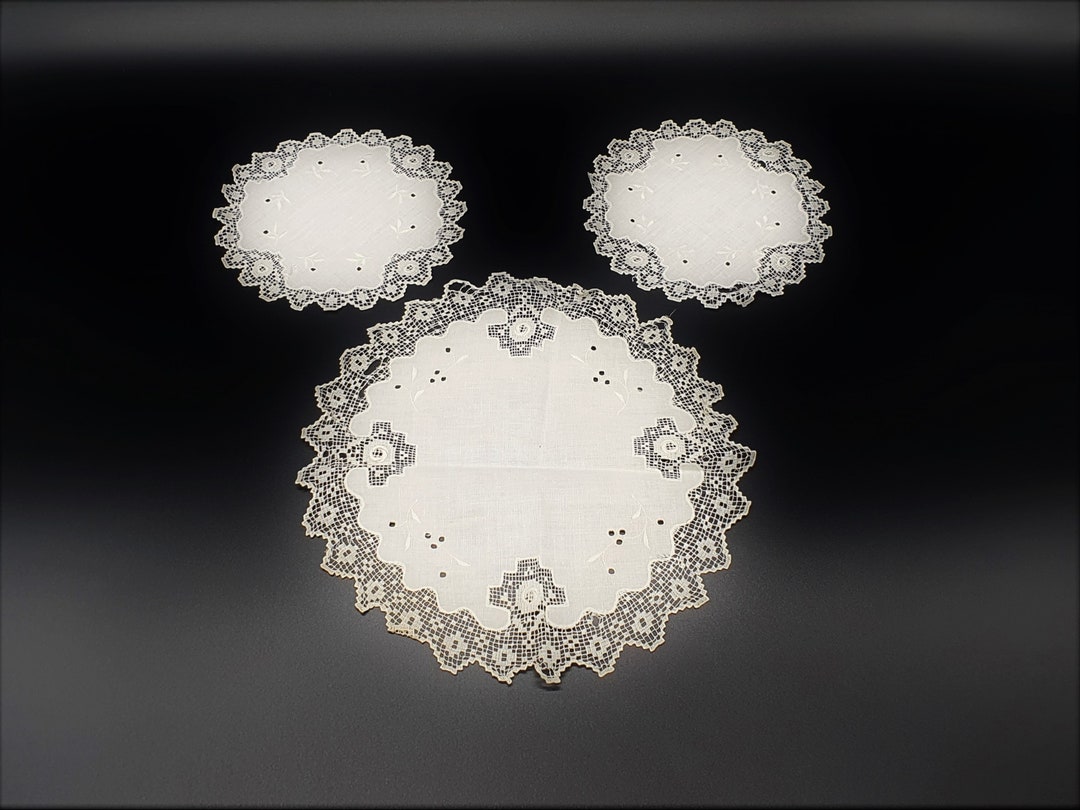 3 Vintage Lace Doilies, Table Lace, Round Handkerchiefs, Antique Lace ...