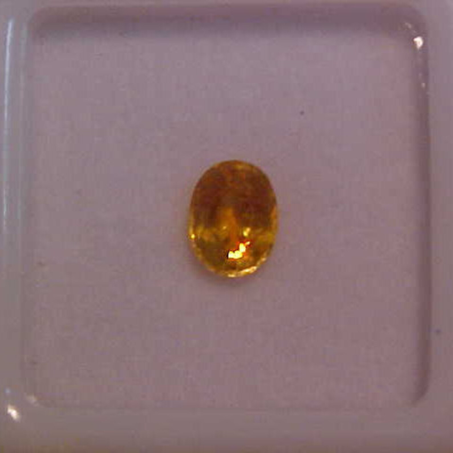 Highest Quality Golden Yellow Sapphire, Clean and Bright 1.12 Carats ...