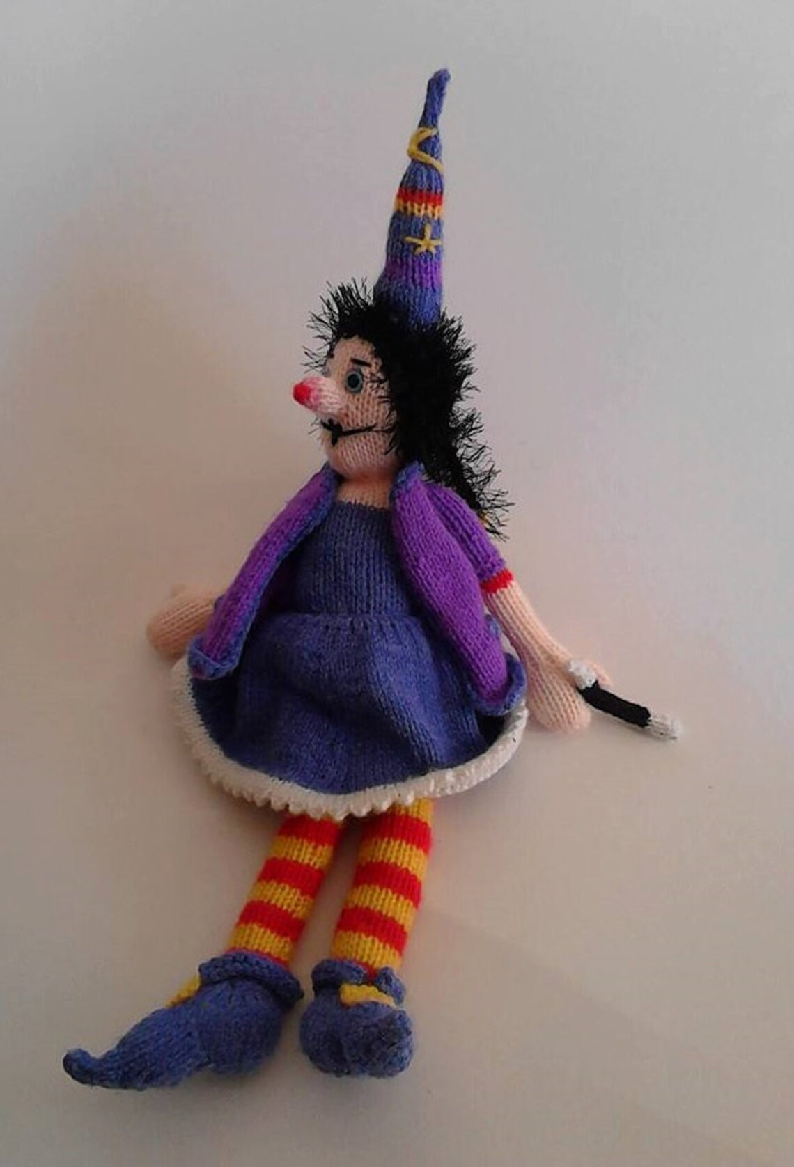 Winnie the Witch Doll Knitting PDF Pattern, Knitted Witch Toy Pattern ...