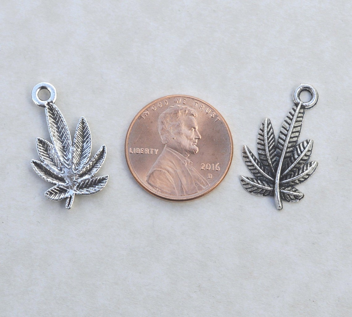 10 Leaf Leaf Charms CH283 Leaf Charms Antique Silver - Etsy