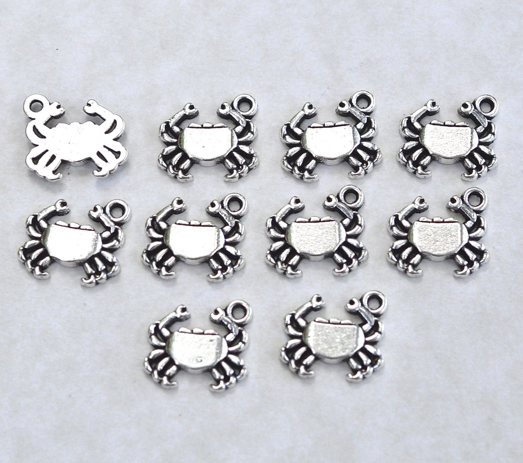 Crab Charms 10 pieces CH362 Beach Charms Antique Silver | Etsy