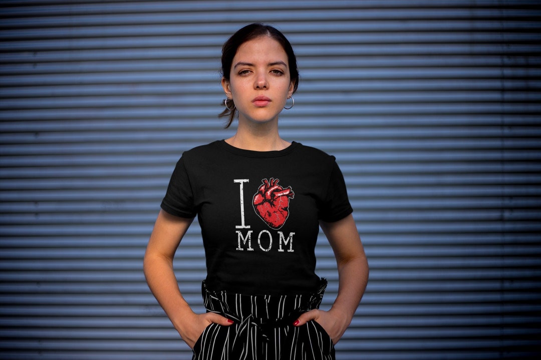 Pins & Bones Women's I Heart Mom, Gift for Her, Zombie, Goth Occult Alt ...