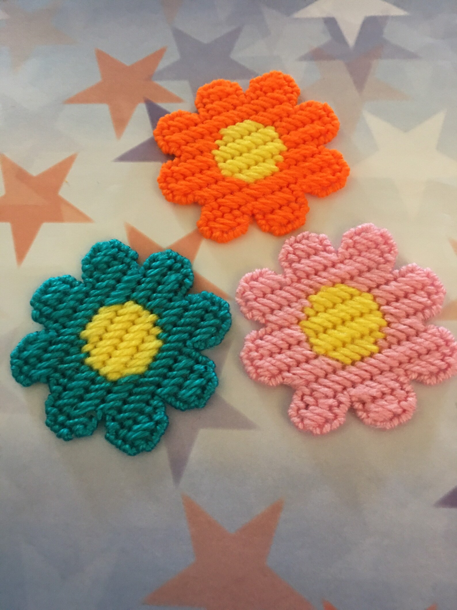 Plastic Canvas Colorful Flower Magnets - Etsy