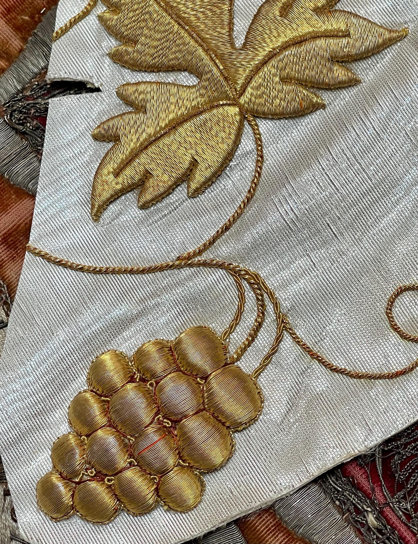 Antique Gold Metallic Grape Vine Applique - Etsy