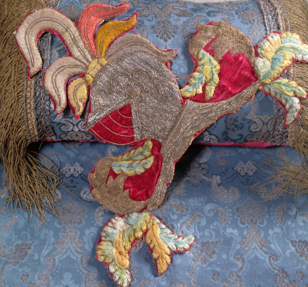 18th Century Heraldic Applique Embroidered Armorial Coat of Arms - Etsy