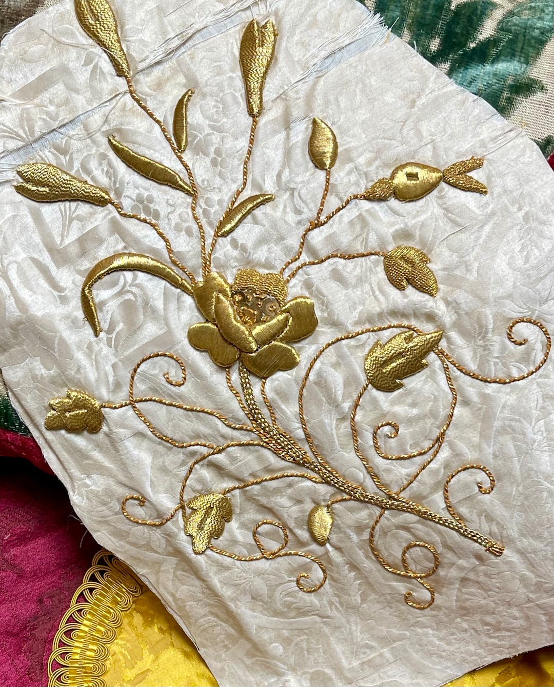Antique Gold Metallic Embroidered Flowers - Etsy