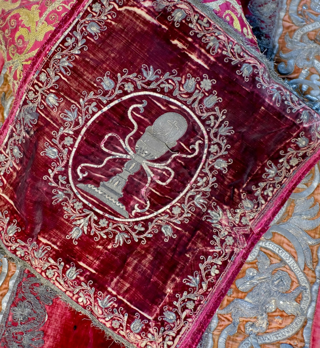 17th Century Metallic Embroidered Silk Velvet Panel Circa 1620 - Etsy