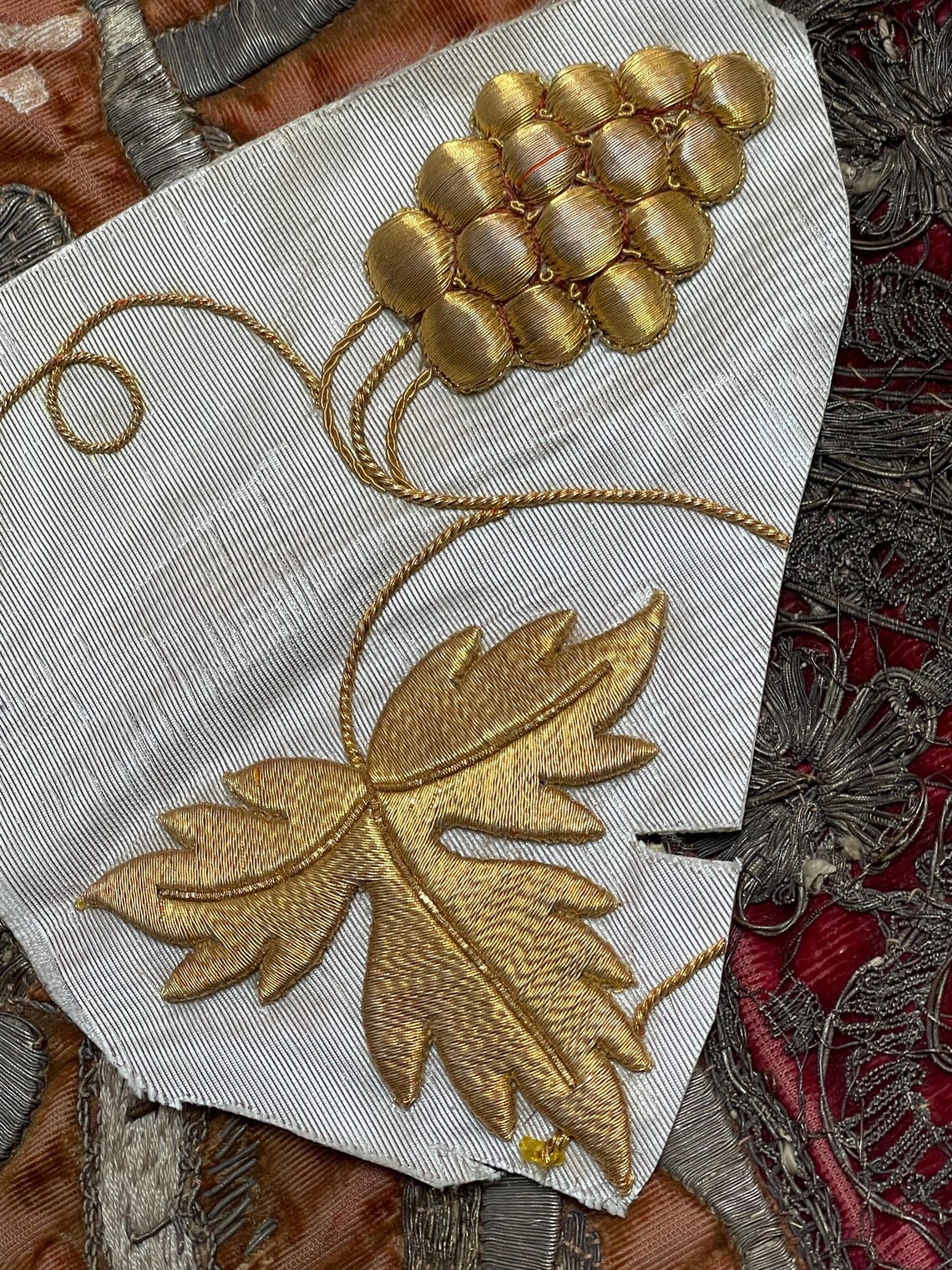 Antique Gold Metallic Grape Vine Applique - Etsy