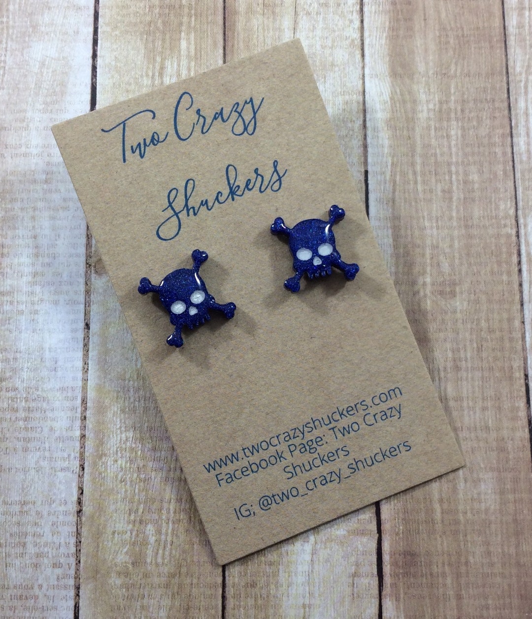 Jolly Roger Studs Skull and Crossbone Resin Earrings Jolly Roger ...