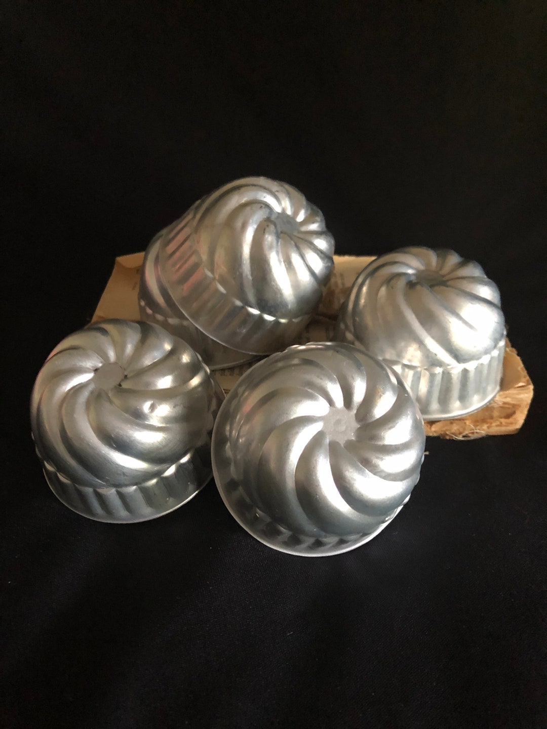 Vintage Moldssmall Aluminum Jello Molds Swirl Ribbed - Etsy