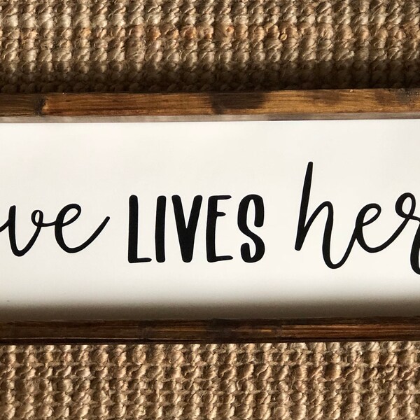 Love Lives Here Sign - Etsy