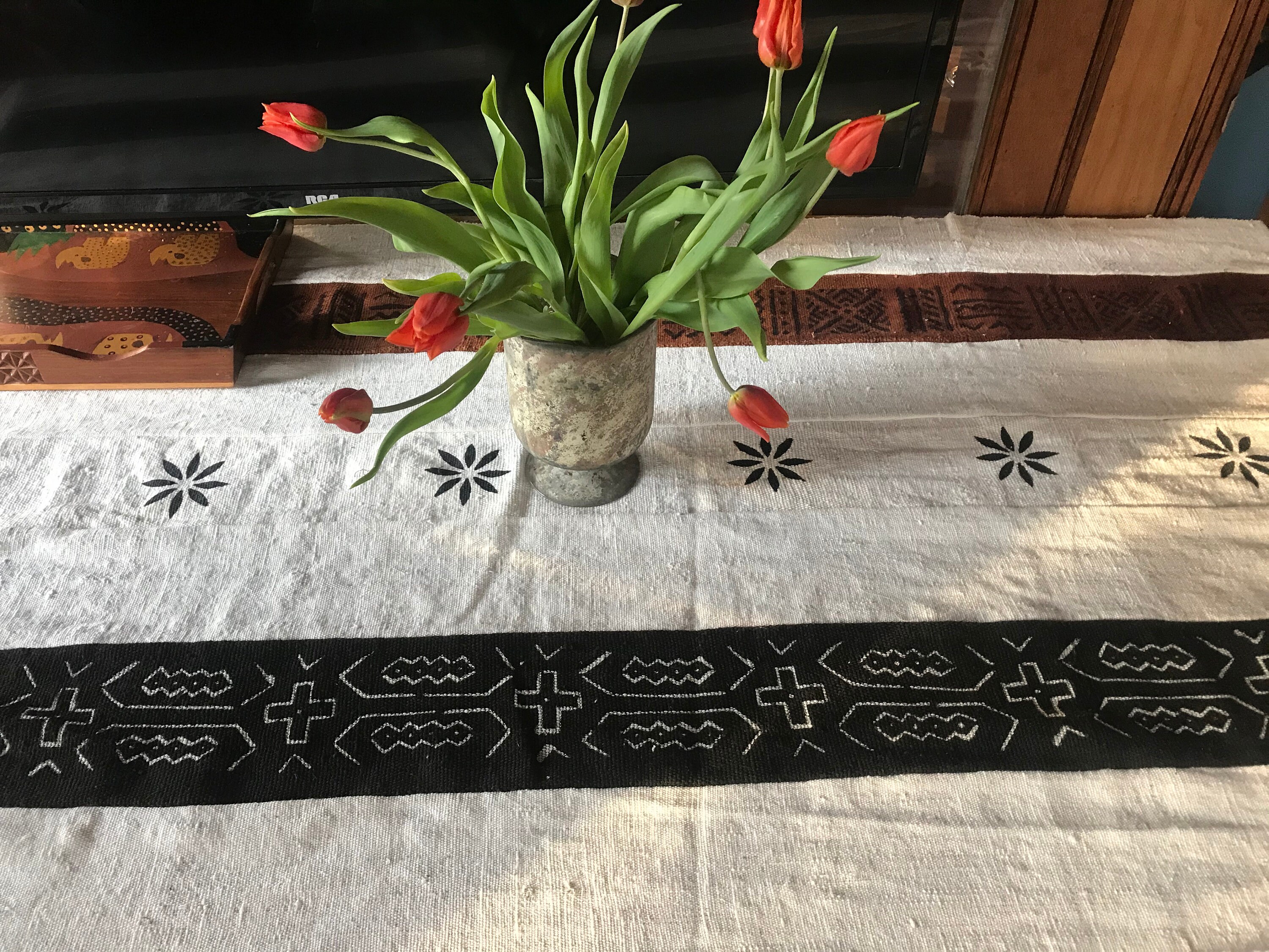 Authentic Mud Cloth bogolan Throw or Table Cloth White, Black, Rust F42 ...