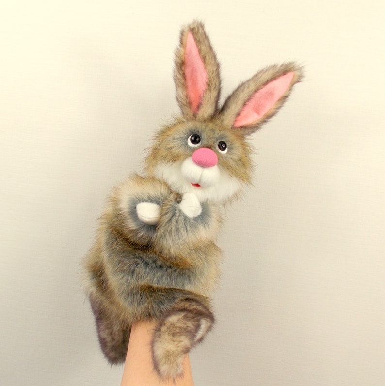 Títere de felpa de conejo. Liebre de títeres de mano gris | Etsy