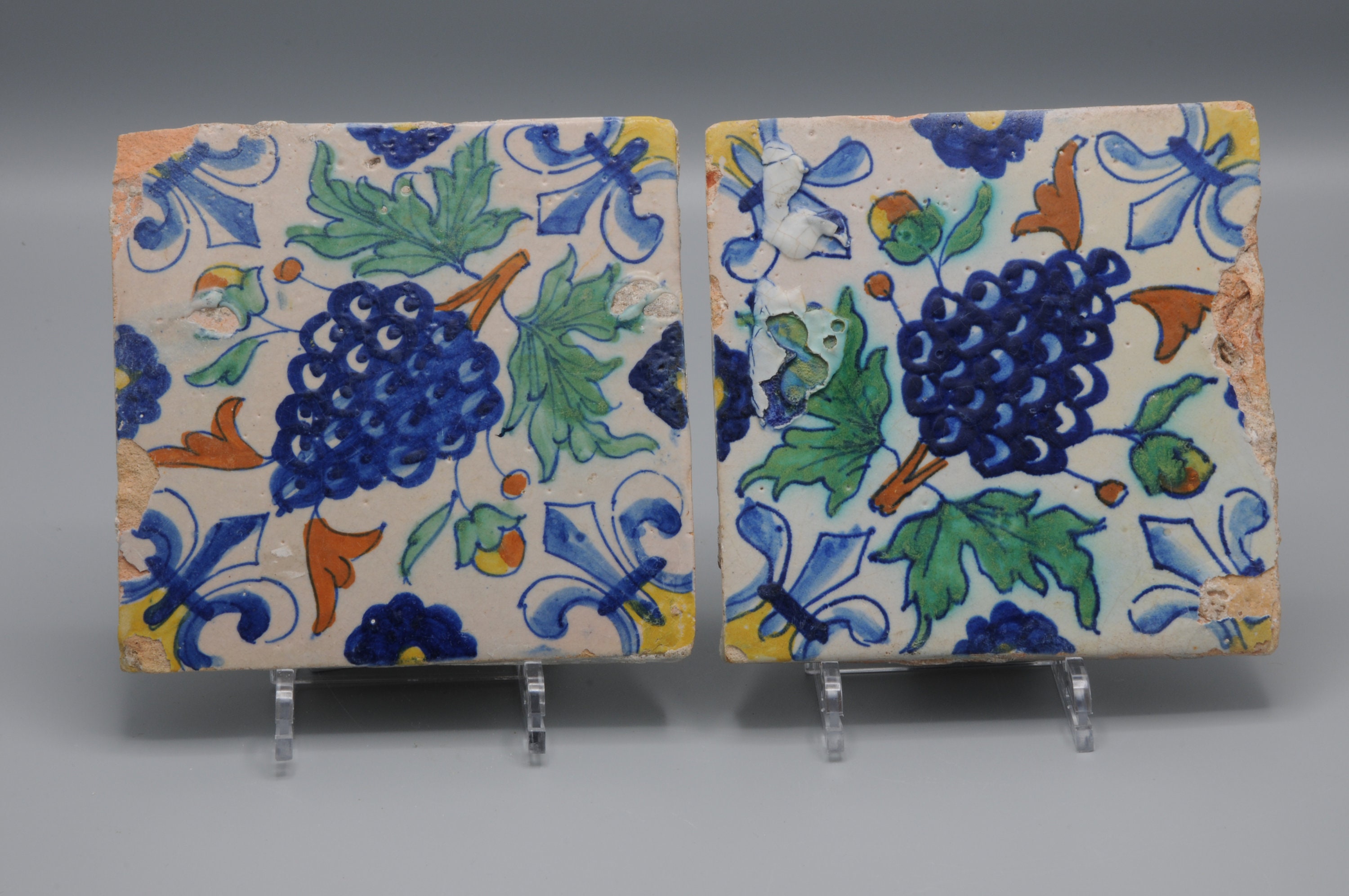 Polychrome Delft Tiles (pair) With Grapes, Early 17th Century - Etsy